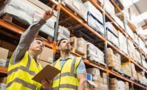 Il Magazziniere: cosa fa, requisiti, stipendio e come trovare lavoro.